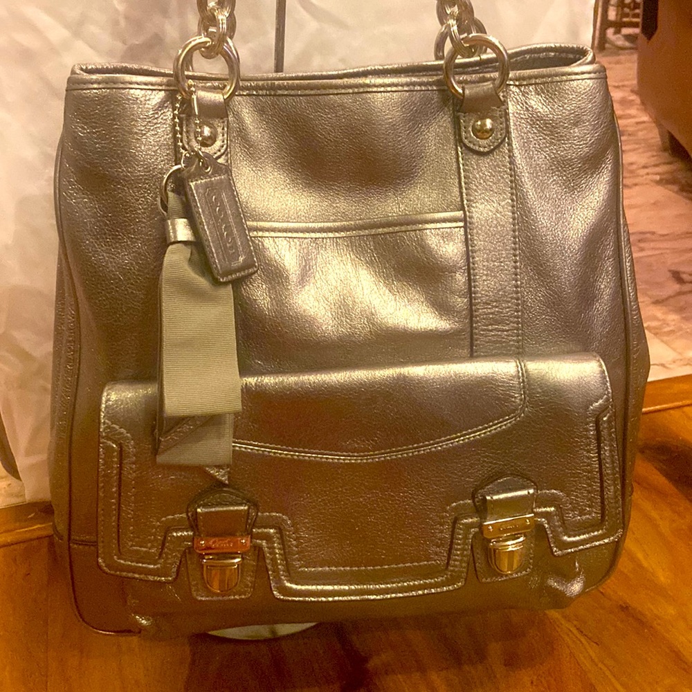 Coach Poppy Camelia Metallic Silver Shoulder Bag - Gem